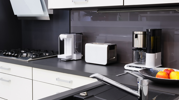 Power Integrations — Efficient Power Supplies for Consumer and Home ...